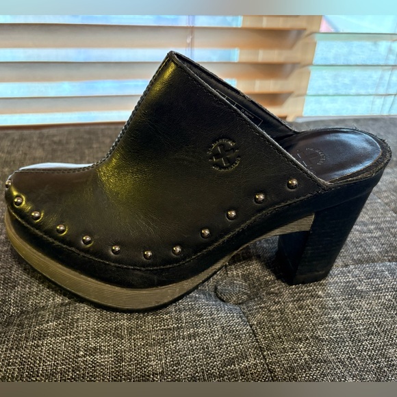 Dr. Martens | Shoes | Doc Martin Studded Platform Heels | Poshmark